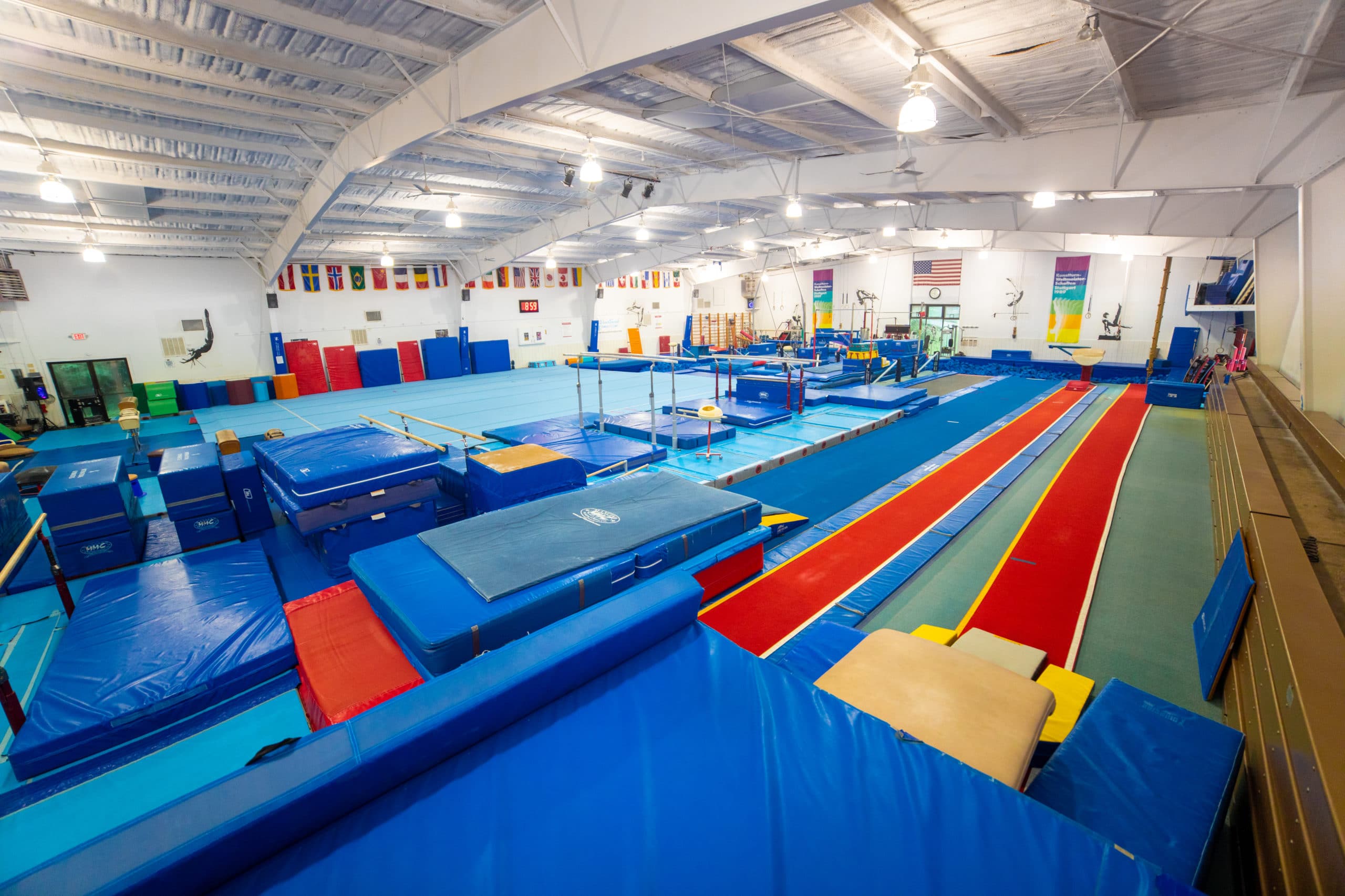 Girls Intermediate (7-17 years old) - International Gymnastics School